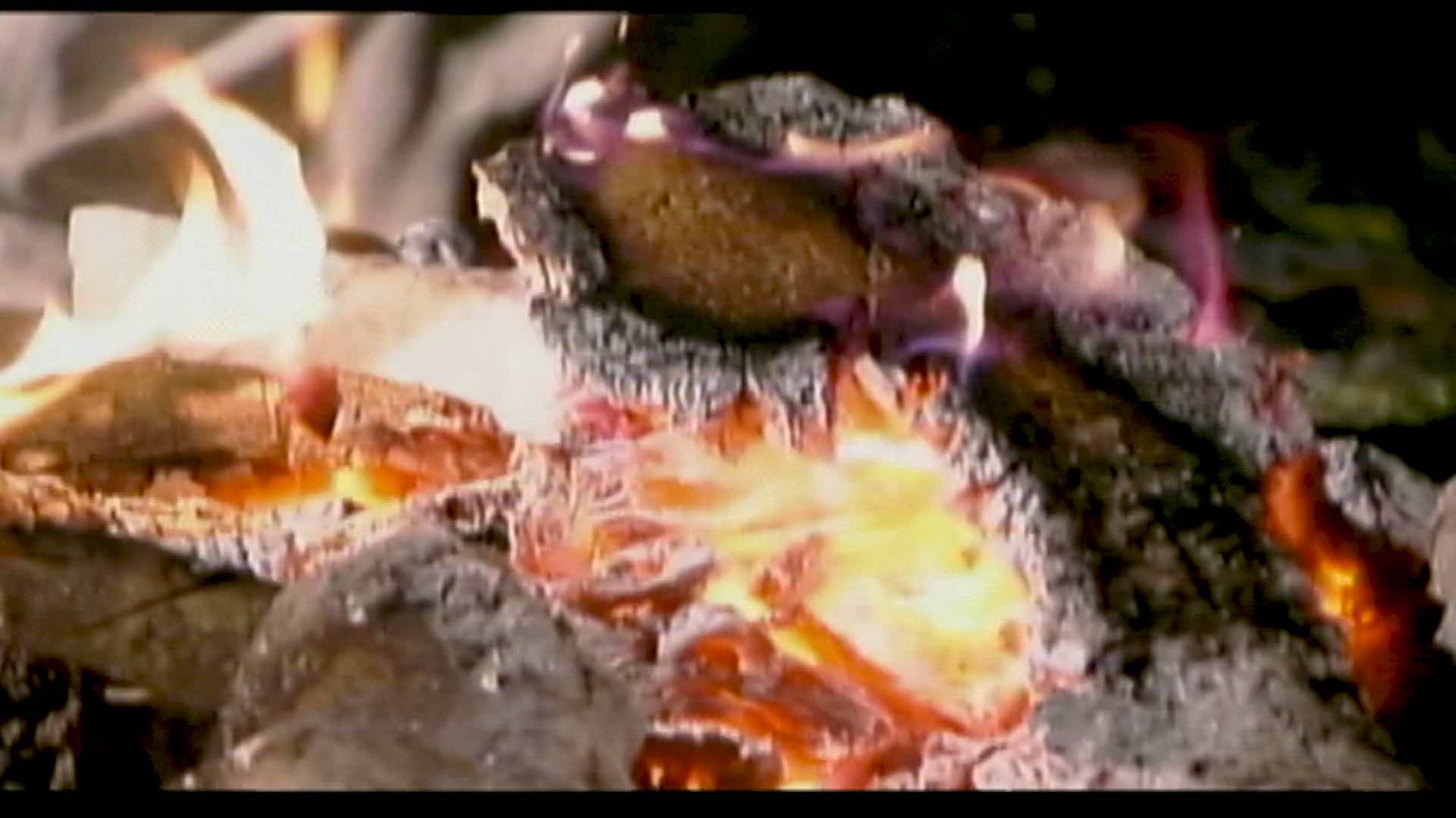 Flex - Wouj kon chabon (Carnival 2001) - FilmHaiti.com